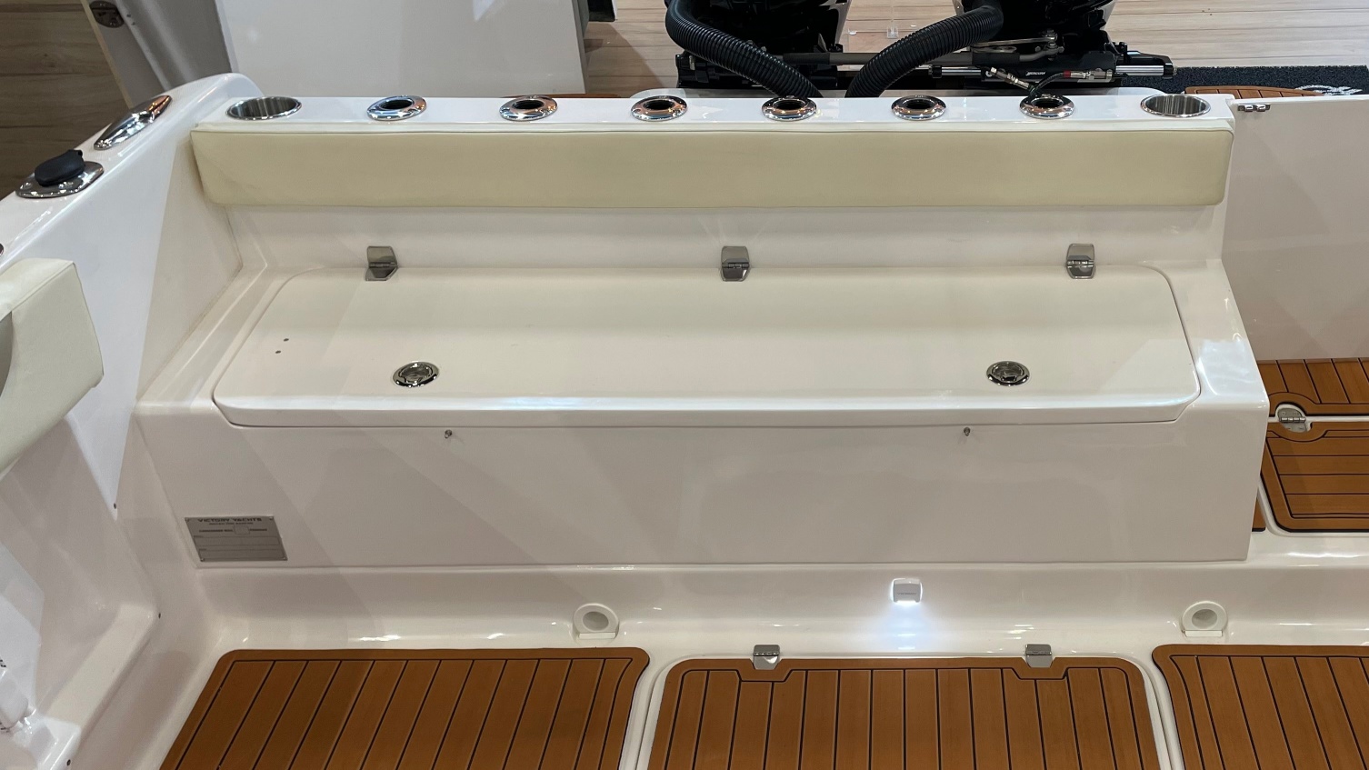 Victory 300 Sport - Victory Yachts